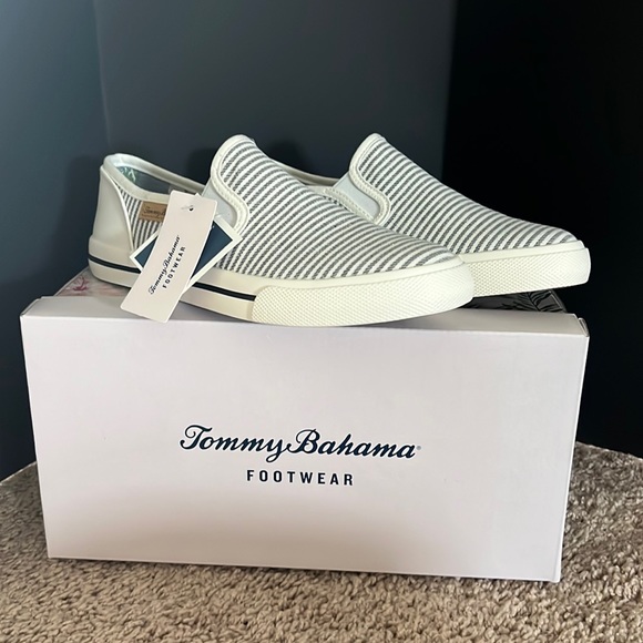 Tommy Bahama | Shoes | Tommy Bahama Sailor White And Navy Womens ...